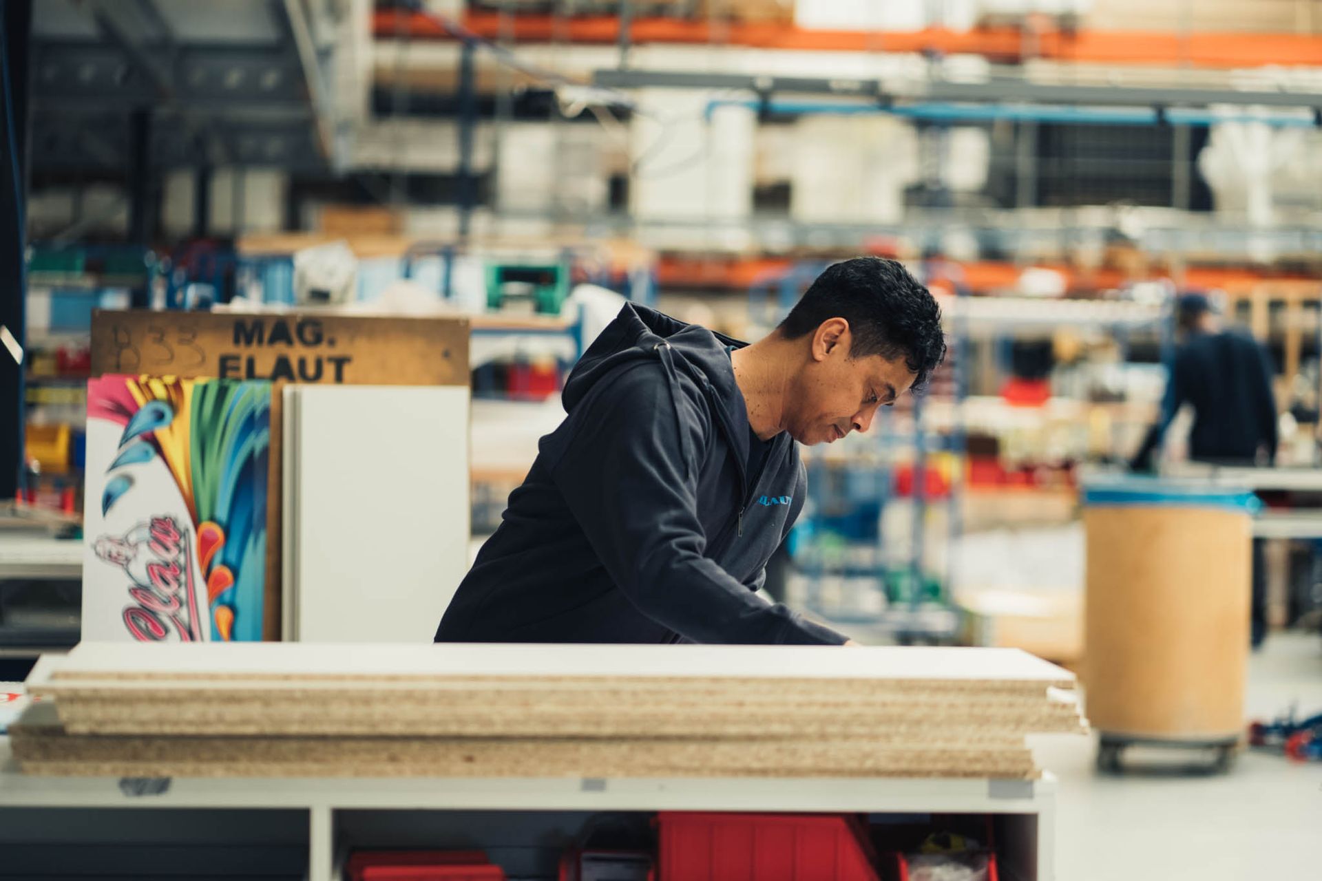 About ELAUT | Designer & Manufacturer of Amusement Games