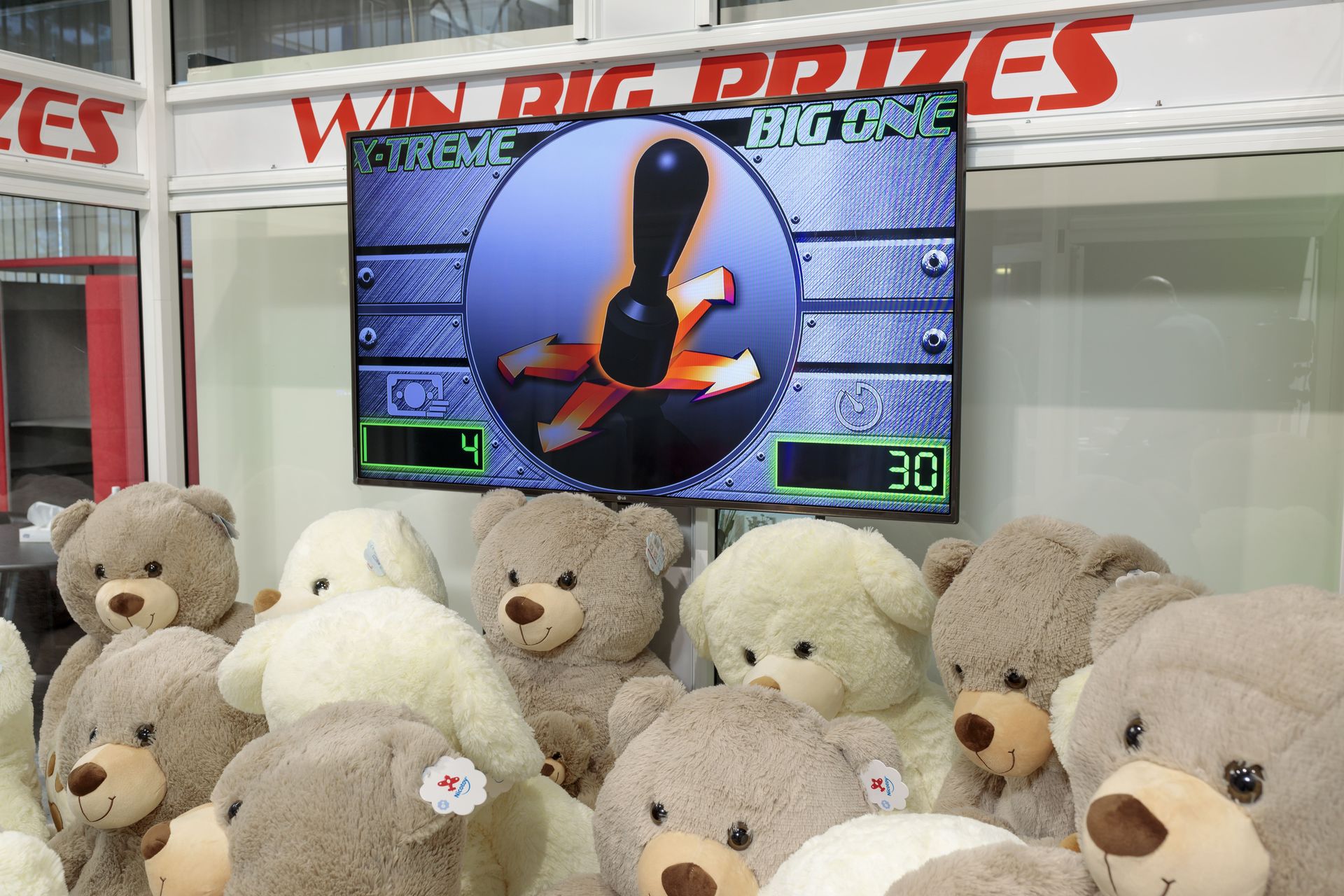 Big One X-treme II | Tallest & Huge Claw Machine by ELAUT