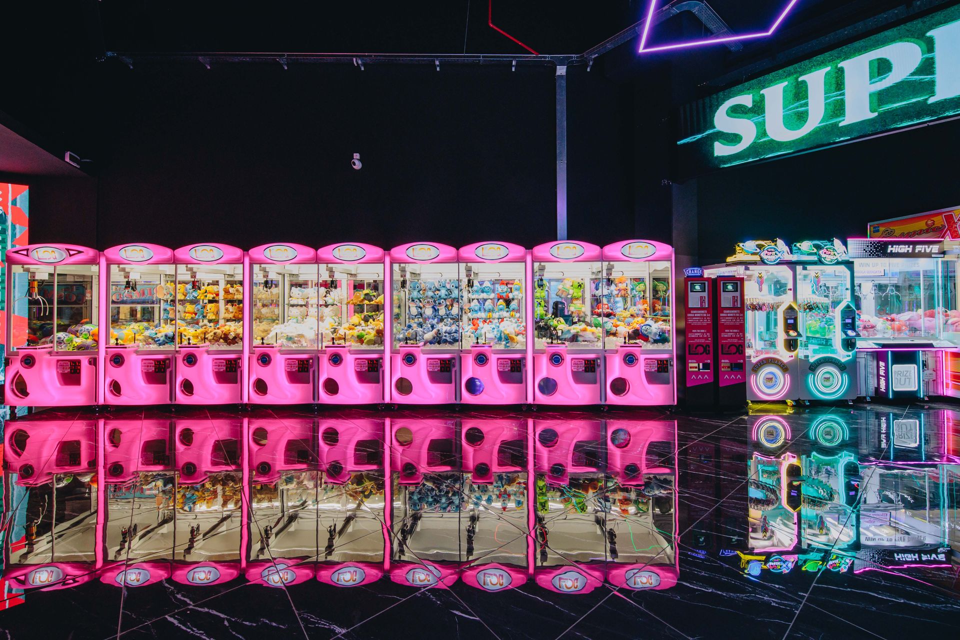 E-Claw 900 | Reliable, High-Earning Claw Machine by ELAUT